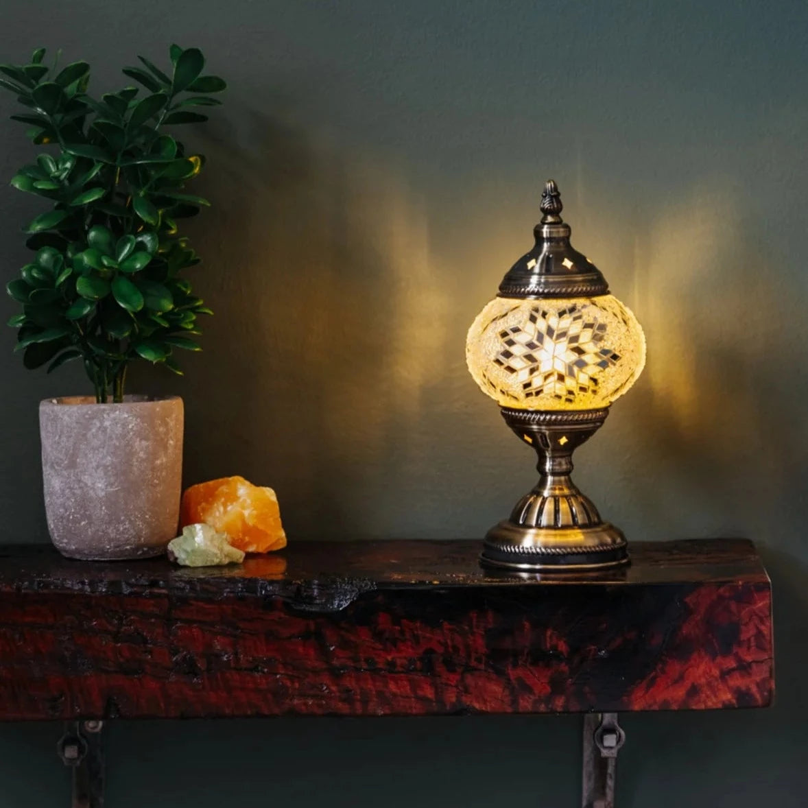 Table Lamp DIY Kits – Art Masterclass